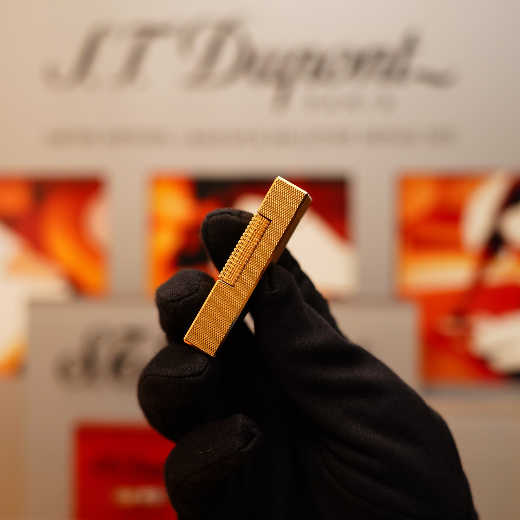 Vintage 1970 Dunhill 24k Gold Finish Rollagas Diamond Head Pattern Ini ...