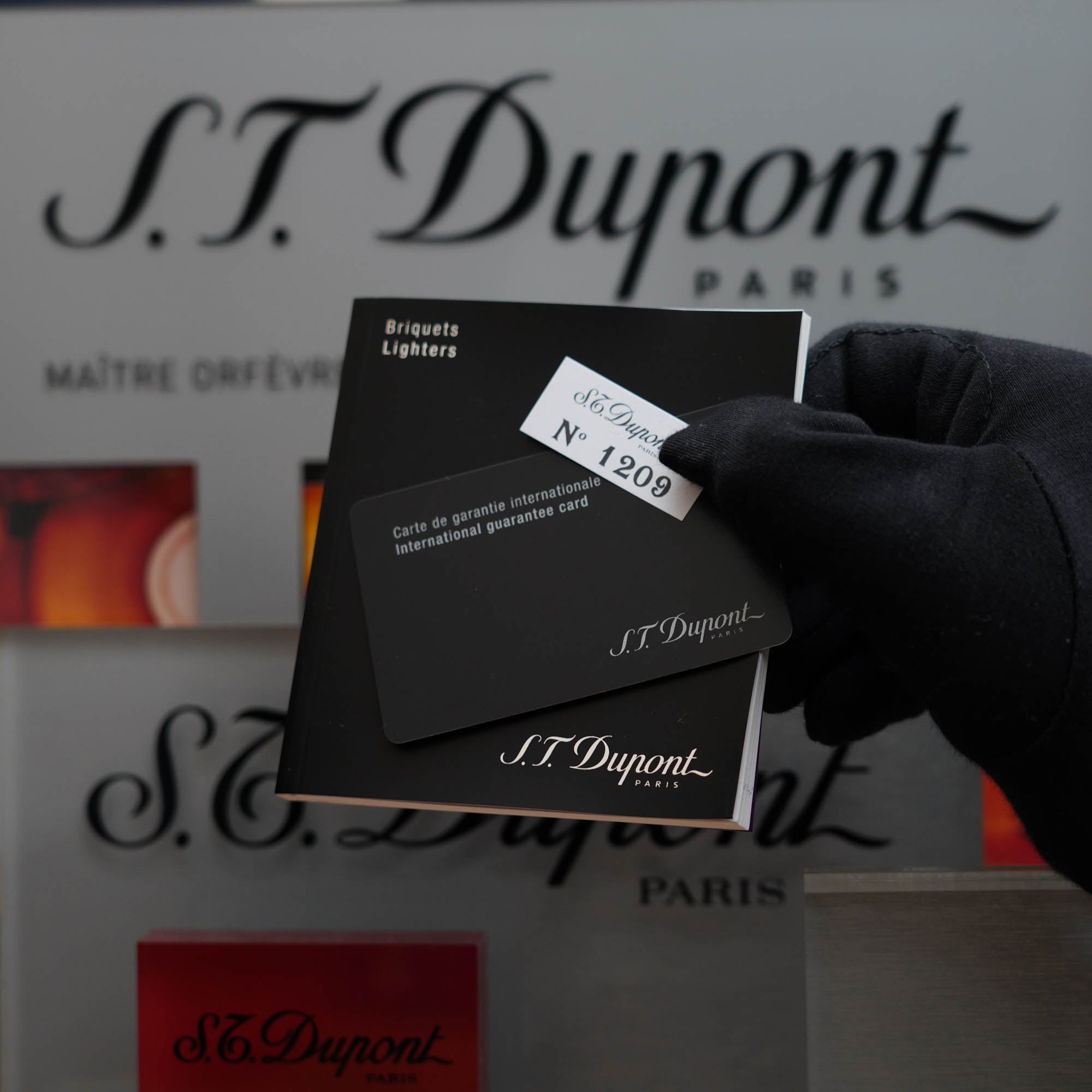 Vintage 1990 St Dupont Palladium Finish Black Lacquer Diamond Door Lig | KirbyAllison.com