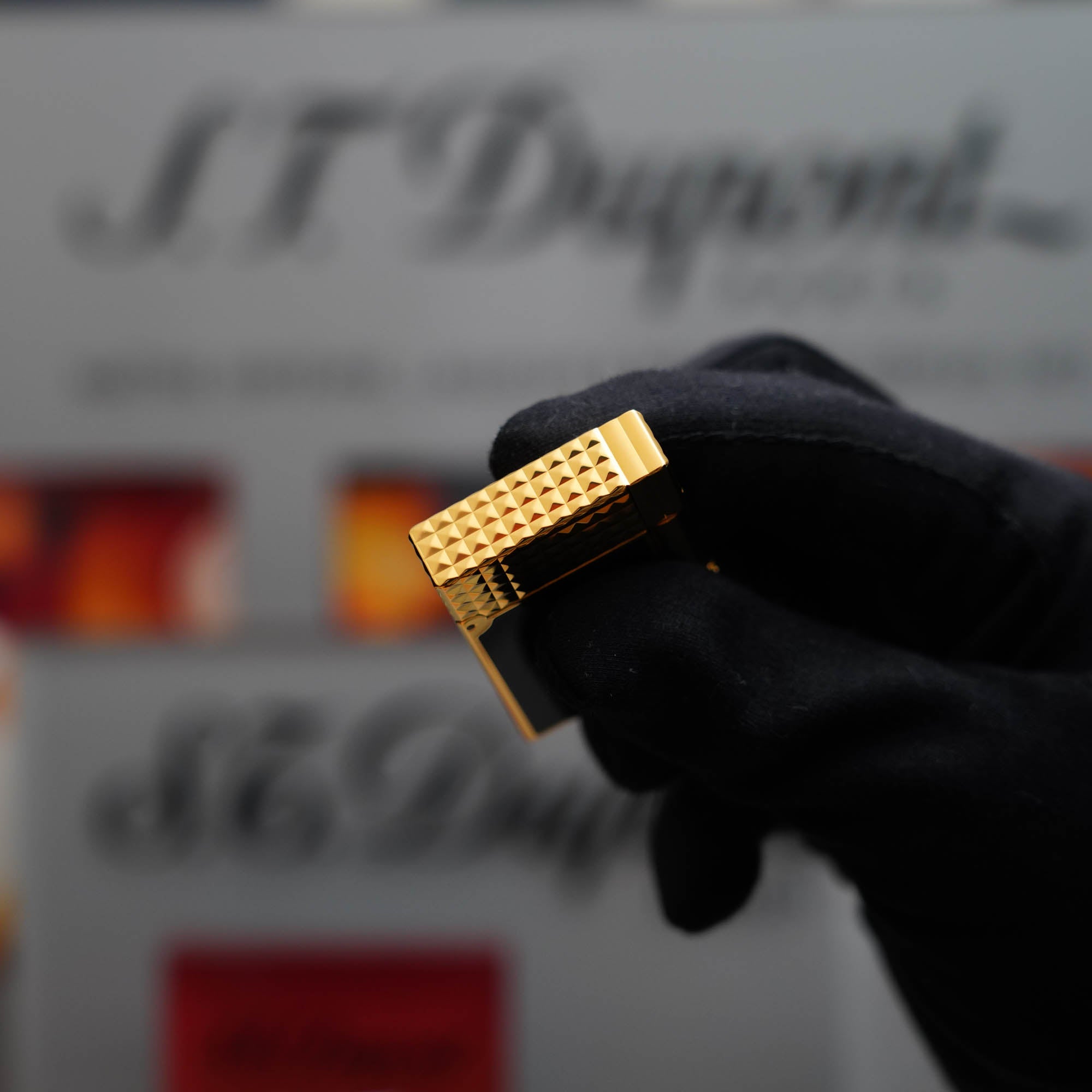 Vintage 1980 St Dupont Gatsby Heavy 24k Gold Finish Black Laquer Ligne | KirbyAllison.com