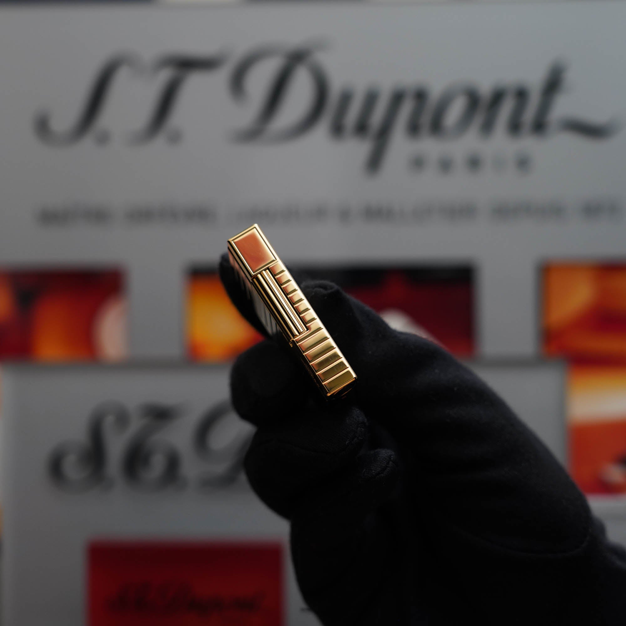 Vintage 1980 St Dupont Gatsby Heavy 24k Gold Finish Ligne 2 Lighter | KirbyAllison.com